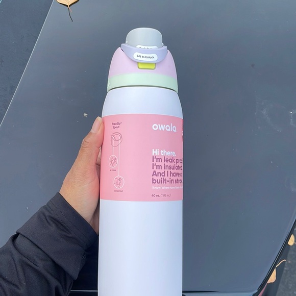 owala | Dining | Nwt Owala 4oz Stainless Steel Water Bottle In Candy ...